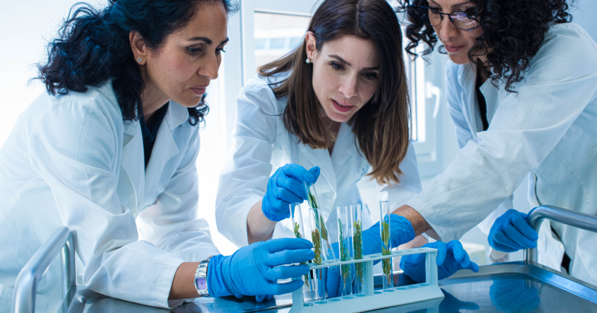 The Women Who Shaped DNA: Pioneers in Genetics and Beyond | Living DNA