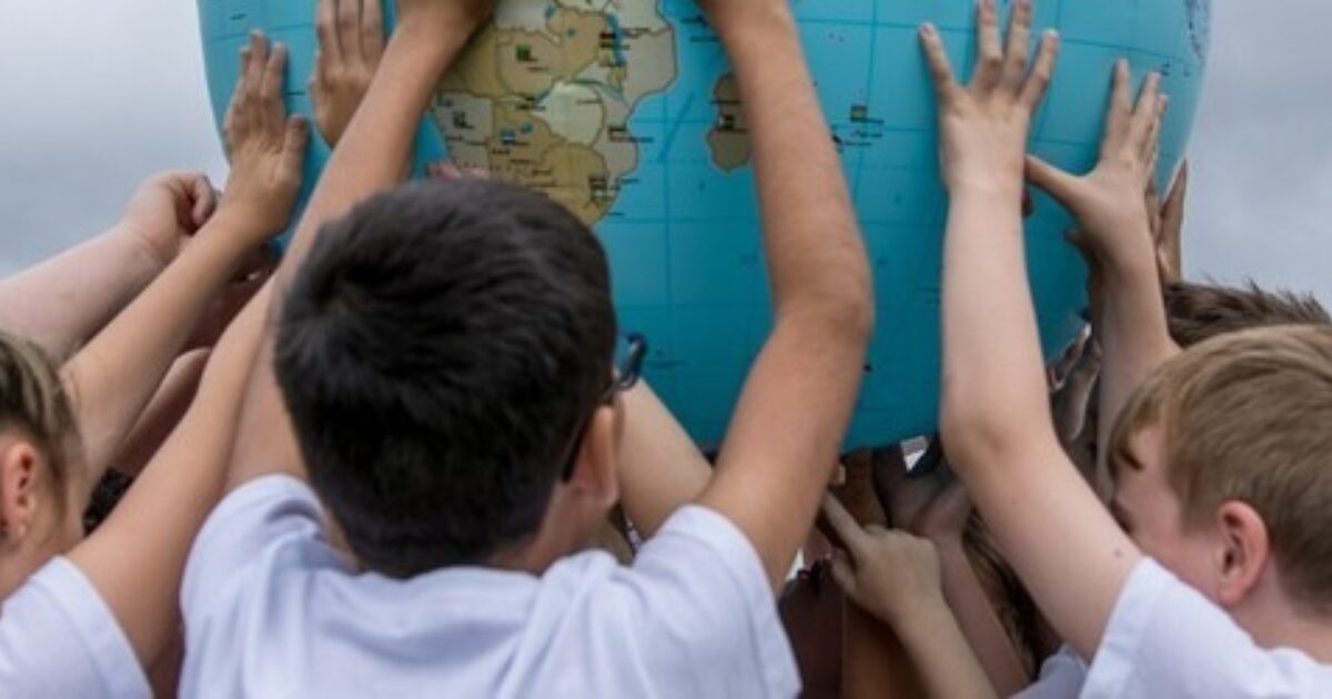 Living DNA: demonstrating how we’re all connected… | Living DNA